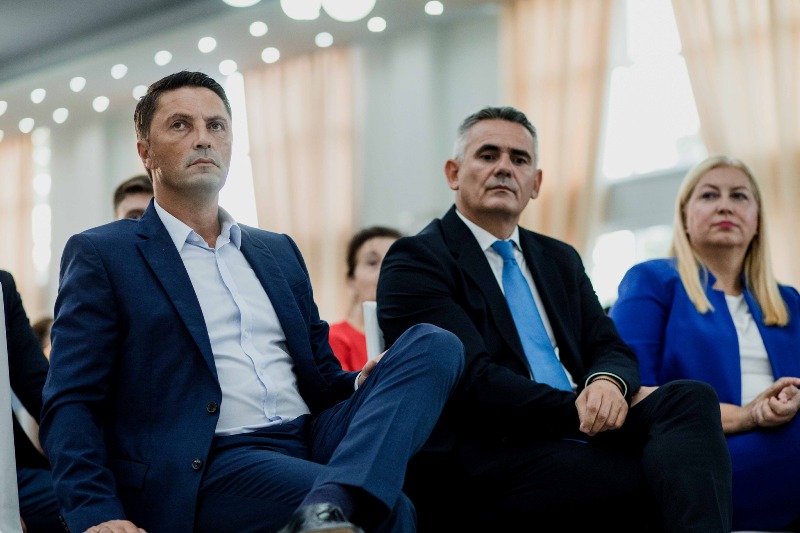 Slavenko Ristić u Loparama: Milorad i Željka nemaju alternativu | NTV Arena